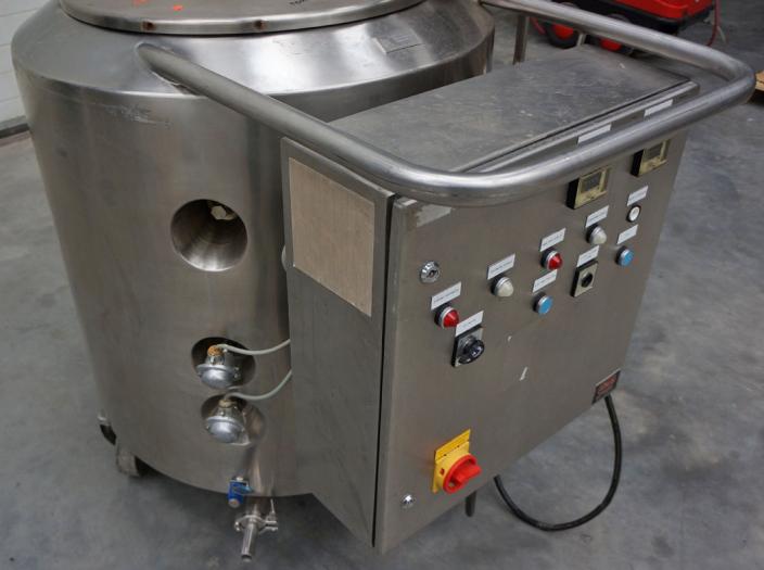Novatech :: Stock Ref 4061 - SRI 250L electrically heated mobile mixing ...