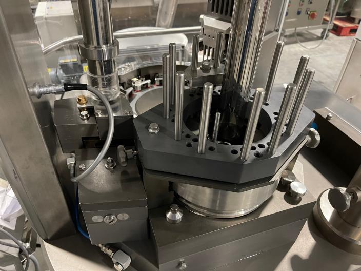 Novatech :: Stock Ref 4311 Bosch capsule filling and checkweighing ...